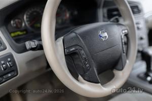 Melns Volvo XC70 2004 Tallina, ar dzinēja tilpumu 2.50 L un nobraukumu 342 tūkst. km par 2998 €, foto 19 vietnē AUTOMOTO.COM.LV