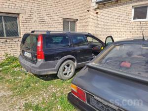 Melns Volvo XC70 2004 Ogre, ar dzinēja tilpumu 2.50 L un nobraukumu 431 tūkst. km par 1750 €, foto 6 vietnē AUTOMOTO.COM.LV