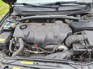 Melns Volvo XC70 2004 Rīga, ar dzinēja tilpumu 2.40 L un nobraukumu 373 tūkst. km par 2300 €, foto 13 vietnē AUTOMOTO.COM.LV