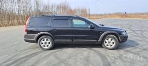 Black Volvo XC70 2004 in Rezekne, with an engine capacity of 2.40 L and mileage of 390 thousand km for 2250 €, photo 6 on AUTOMOTO.COM.LV