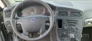 Black Volvo XC70 2004 in Rezekne, with an engine capacity of 2.40 L and mileage of 390 thousand km for 2250 €, photo 11 on AUTOMOTO.COM.LV