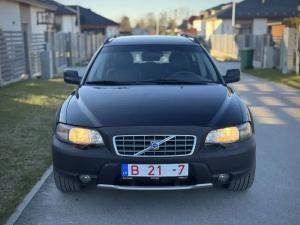 Черный Вольво ХС70 2004 в Елгава, объемом двигателя 2.40 л и пробегом 360 тыс. км за 4500 €, фото 4 на AUTOMOTO.COM.LV