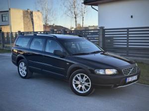 Черный Вольво ХС70 2004 в Елгава, объемом двигателя 2.40 л и пробегом 360 тыс. км за 4500 €, фото 7 на AUTOMOTO.COM.LV
