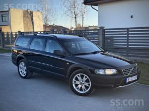 Melns Volvo XC70 2004 Jelgava, ar dzinēja tilpumu 2.40 L un nobraukumu 360 tūkst. km par 4200 €, foto 7 vietnē AUTOMOTO.COM.LV