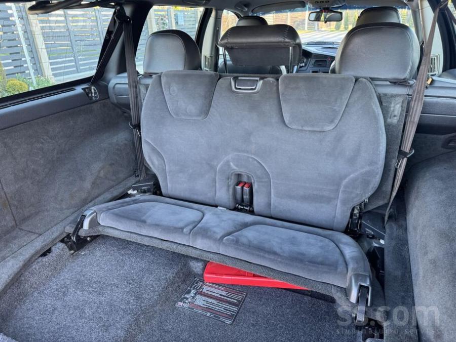 Melns Volvo XC70 2004 Jelgava, ar dzinēja tilpumu 2.40 L un nobraukumu 360 tūkst. km par 4200 €, foto 17 vietnē AUTOMOTO.COM.LV