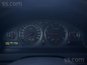 Melns Volvo XC70 2004 Jelgava, ar dzinēja tilpumu 2.40 L un nobraukumu 360 tūkst. km par 4200 €, foto 18 vietnē AUTOMOTO.COM.LV