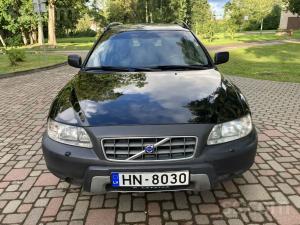 Черный Вольво ХС70 2004 в Елгава, объемом двигателя 2.40 л и пробегом 411 тыс. км за 2950 €, фото 3 на AUTOMOTO.COM.LV