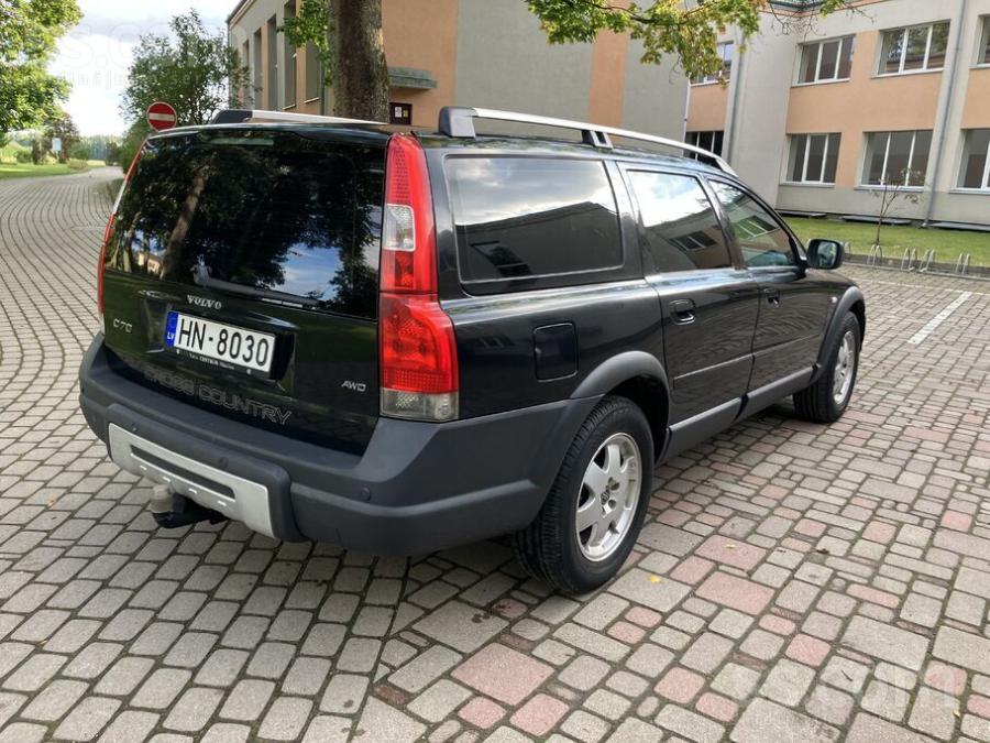 Черный Вольво ХС70 2004 в Елгава, объемом двигателя 2.40 л и пробегом 411 тыс. км за 2950 €, фото 10 на AUTOMOTO.COM.LV