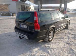 Black Volvo XC70 2005 in Klaipeda, with an engine capacity of 2.40 L and mileage of 286 thousand km for 2450 €, photo 5 on AUTOMOTO.COM.LV