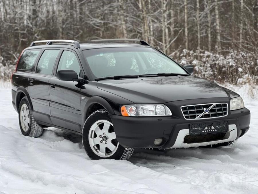 Melns Volvo XC70 2005 Rīga, ar dzinēja tilpumu 2.40 L un nobraukumu 335 tūkst. km par 4950 €, foto 5 vietnē AUTOMOTO.COM.LV