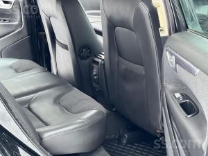 Melns Volvo XC70 2005 Rīga, ar dzinēja tilpumu 2.40 L un nobraukumu 335 tūkst. km par 4950 €, foto 14 vietnē AUTOMOTO.COM.LV