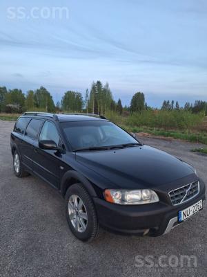 Melns Volvo XC70 2005 Aizkraukle, ar dzinēja tilpumu 2.40 L un nobraukumu 306 tūkst. km par 3500 €, foto 3 vietnē AUTOMOTO.COM.LV