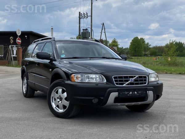 Melns Volvo XC70 2005 Rīga, ar dzinēja tilpumu 2.40 L un nobraukumu 327 tūkst. km par 4690 €, foto 2 vietnē AUTOMOTO.COM.LV