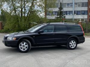 Melns Volvo XC70 2005 Rīga, ar dzinēja tilpumu 2.40 L un nobraukumu 327 tūkst. km par 4690 €, foto 11 vietnē AUTOMOTO.COM.LV