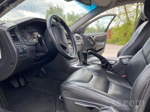 Melns Volvo XC70 2005 Rīga, ar dzinēja tilpumu 2.40 L un nobraukumu 327 tūkst. km par 4690 €, foto 20 vietnē AUTOMOTO.COM.LV