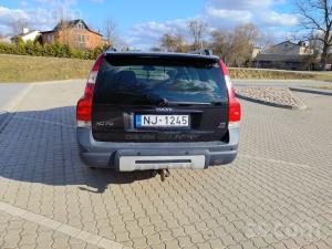 Melns Volvo XC70 2005 Saldus, ar dzinēja tilpumu 2.40 L un nobraukumu 455 tūkst. km par 1800 €, foto 4 vietnē AUTOMOTO.COM.LV