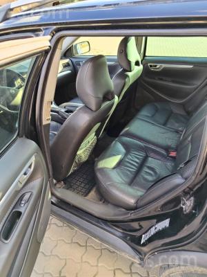 Melns Volvo XC70 2005 Saldus, ar dzinēja tilpumu 2.40 L un nobraukumu 455 tūkst. km par 1800 €, foto 9 vietnē AUTOMOTO.COM.LV
