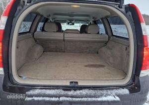 Melns Volvo XC70 2005 Hāpsalu, ar dzinēja tilpumu 0.00 L un nobraukumu 399 tūkst. km par 2200 €, foto 8 vietnē AUTOMOTO.COM.LV