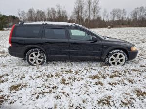 Melns Volvo XC70 2005 Hāpsalu, ar dzinēja tilpumu 0.00 L un nobraukumu 399 tūkst. km par 2200 €, foto 15 vietnē AUTOMOTO.COM.LV