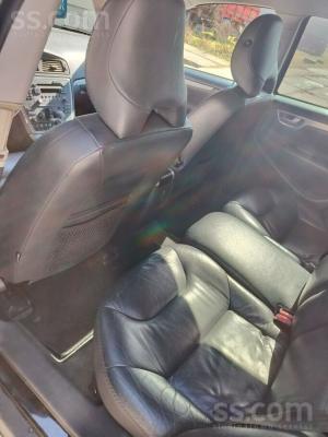 Melns Volvo XC70 2005 Jelgava, ar dzinēja tilpumu 2.40 L un nobraukumu 345 tūkst. km par 4600 €, foto 6 vietnē AUTOMOTO.COM.LV