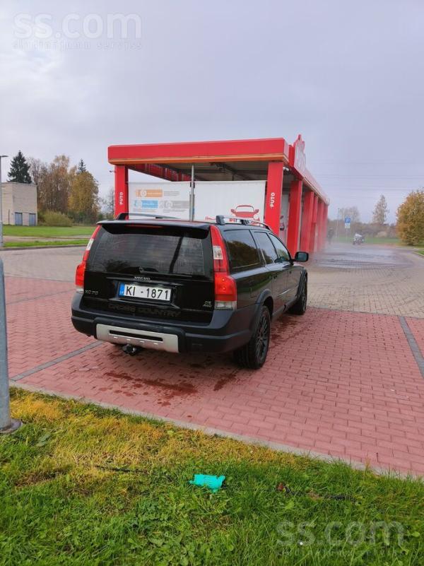 Черный Вольво ХС70 2005 в Елгава, объемом двигателя 2.40 л и пробегом 347 тыс. км за 4100 €, фото 8 на AUTOMOTO.COM.LV