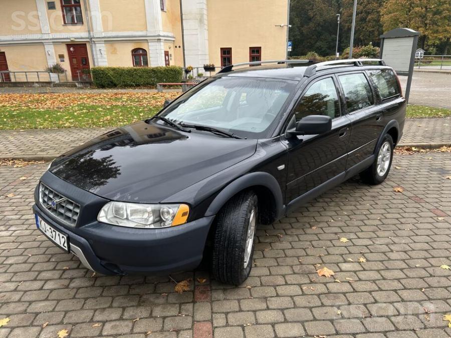 Черный Вольво ХС70 2005 в Бауска, объемом двигателя 2.40 л и пробегом 348 тыс. км за 3200 €, фото 7 на AUTOMOTO.COM.LV