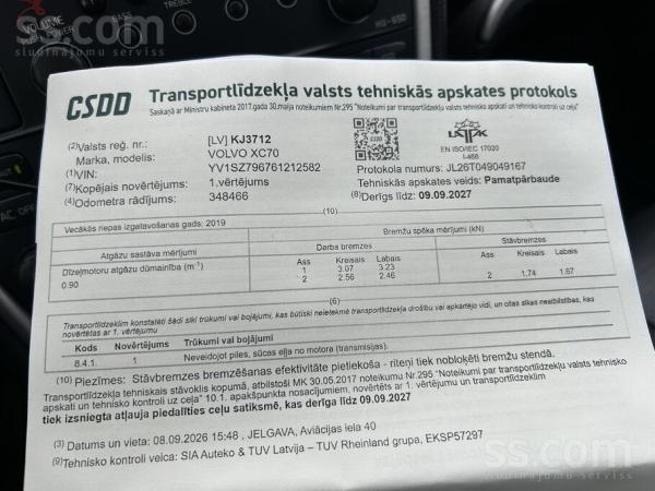 Black Volvo XC70 2005 in Bauska, with an engine capacity of 2.40 L and mileage of 348 thousand km for 3200 €, photo 8 on AUTOMOTO.COM.LV