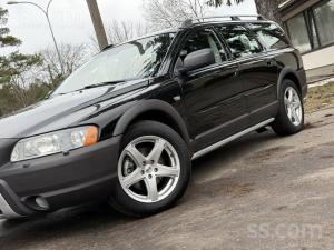 Black Volvo XC70 2006 in Jurmala, with an engine capacity of 2.40 L and mileage of 0 thousand km for 2600 €, photo 3 on AUTOMOTO.COM.LV