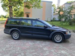 Black Volvo XC70 2006 in Jelgava, with an engine capacity of 2.40 L and mileage of 340 thousand km for 3450 €, photo 3 on AUTOMOTO.COM.LV