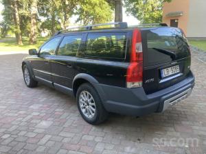 Black Volvo XC70 2006 in Jelgava, with an engine capacity of 2.40 L and mileage of 340 thousand km for 3450 €, photo 7 on AUTOMOTO.COM.LV