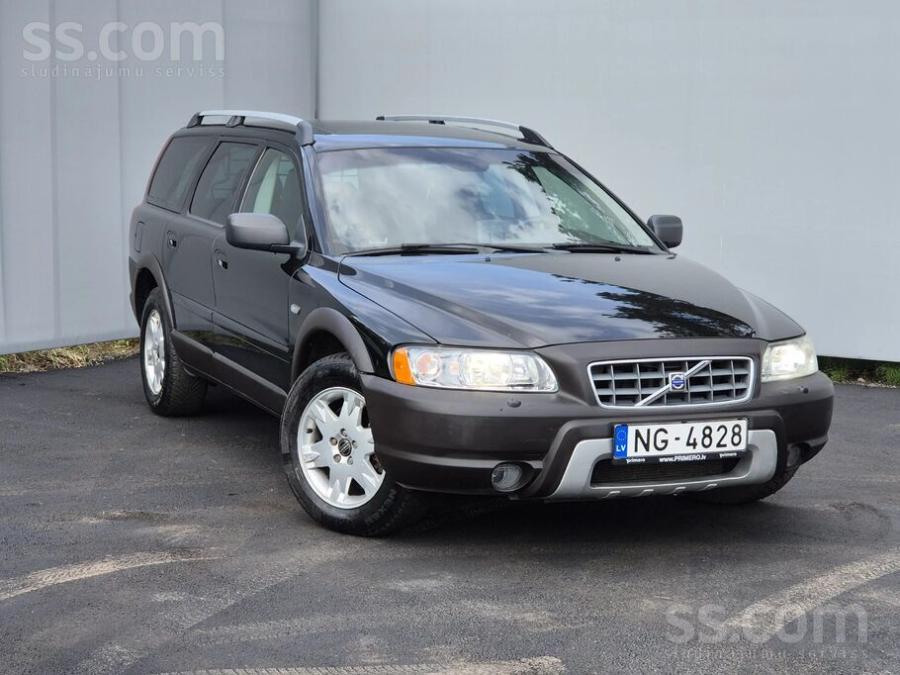 Melns Volvo XC70 2006 Rīga, ar dzinēja tilpumu 2.40 L un nobraukumu 277 tūkst. km par 3690 €, foto 2 vietnē AUTOMOTO.COM.LV