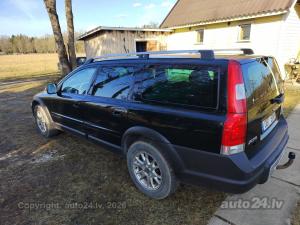 Melns Volvo XC70 2006 Rapla, ar dzinēja tilpumu 2.40 L un nobraukumu 284 tūkst. km par 3700 €, foto 3 vietnē AUTOMOTO.COM.LV