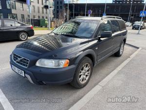 Melns Volvo XC70 2006 Tallina, ar dzinēja tilpumu 2.40 L un nobraukumu 434 tūkst. km par 2490 €, foto 3 vietnē AUTOMOTO.COM.LV