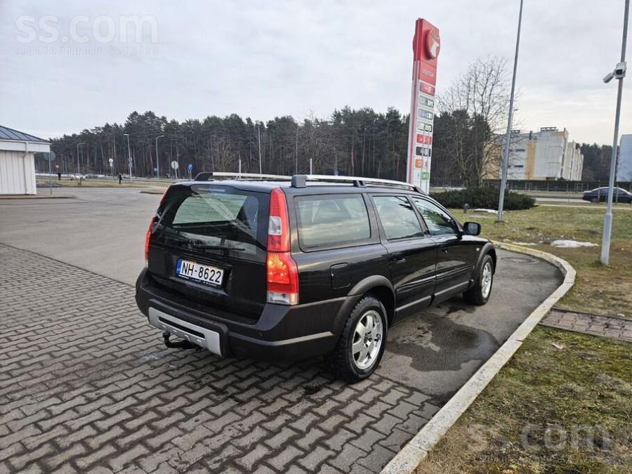 Черный Вольво ХС70 2006 в Рига, объемом двигателя 2.40 л и пробегом 0 тыс. км за 3000 €, фото 7 на AUTOMOTO.COM.LV