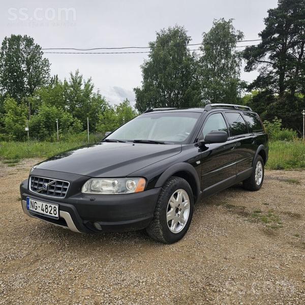 Melns Volvo XC70 2006 Rīga, ar dzinēja tilpumu 2.40 L un nobraukumu 277 tūkst. km par 3990 €, foto 2 vietnē AUTOMOTO.COM.LV