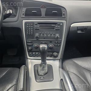 Melns Volvo XC70 2006 Rīga, ar dzinēja tilpumu 2.40 L un nobraukumu 277 tūkst. km par 3990 €, foto 15 vietnē AUTOMOTO.COM.LV