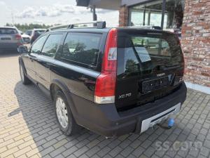 Черный Вольво ХС70 2006 в Талси, объемом двигателя 2.40 л и пробегом 296 тыс. км за 5470 €, фото 7 на AUTOMOTO.COM.LV