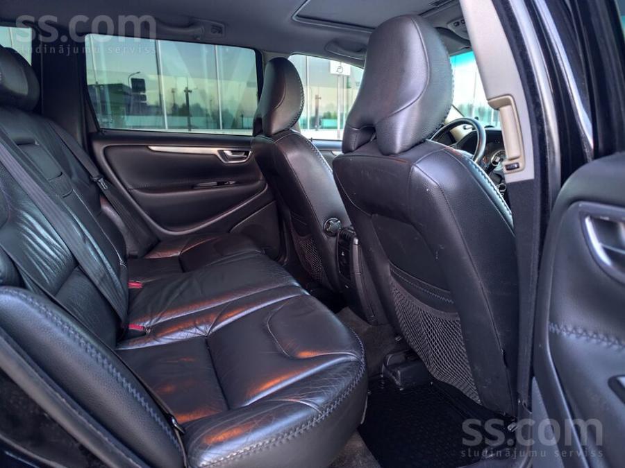 Melns Volvo XC70 2006 Rēzekne, ar dzinēja tilpumu 2.40 L un nobraukumu 0 tūkst. km par 3800 €, foto 17 vietnē AUTOMOTO.COM.LV