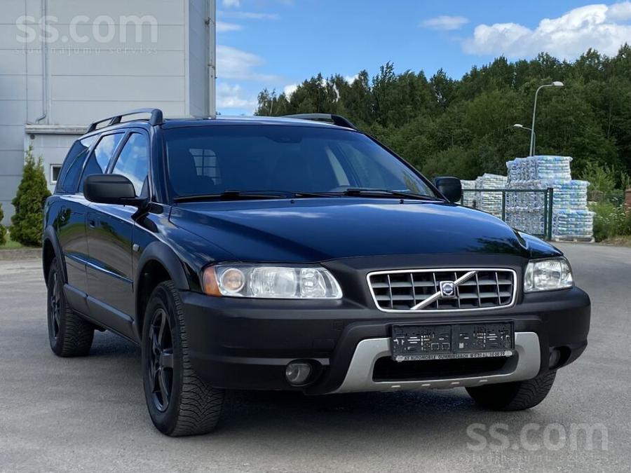 Melns Volvo XC70 2006 Rīga, ar dzinēja tilpumu 2.40 L un nobraukumu 372 tūkst. km par 4690 €, foto 3 vietnē AUTOMOTO.COM.LV