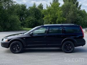 Melns Volvo XC70 2006 Rīga, ar dzinēja tilpumu 2.40 L un nobraukumu 372 tūkst. km par 4690 €, foto 6 vietnē AUTOMOTO.COM.LV