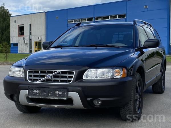 Melns Volvo XC70 2006 Rīga, ar dzinēja tilpumu 2.40 L un nobraukumu 372 tūkst. km par 4690 €, foto 9 vietnē AUTOMOTO.COM.LV
