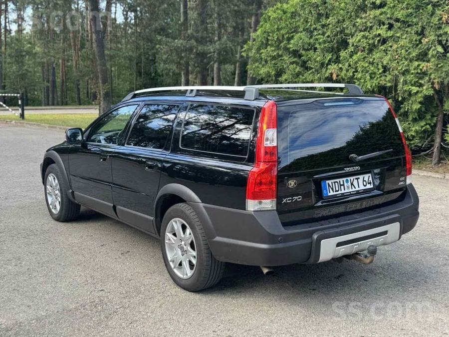 Черный Вольво ХС70 2006 в Елгава, объемом двигателя 2.40 л и пробегом 0 тыс. км за 5299 €, фото 5 на AUTOMOTO.COM.LV