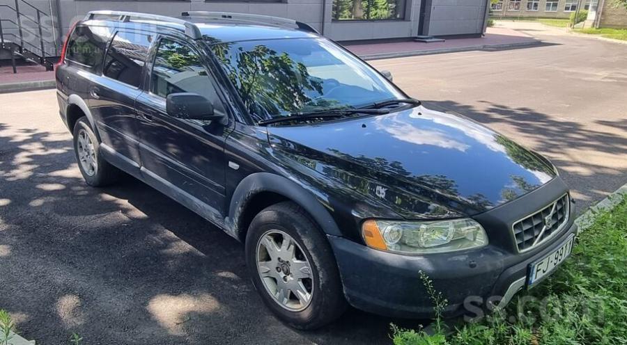 Melns Volvo XC70 2006 Aizkraukle, ar dzinēja tilpumu 2.40 L un nobraukumu 398 tūkst. km par 4800 €, foto 3 vietnē AUTOMOTO.COM.LV