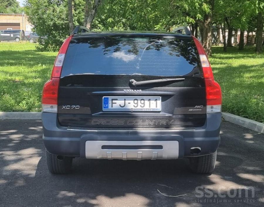Melns Volvo XC70 2006 Aizkraukle, ar dzinēja tilpumu 2.40 L un nobraukumu 398 tūkst. km par 4800 €, foto 5 vietnē AUTOMOTO.COM.LV