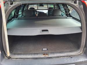Black Volvo XC70 2006 in Riga, with an engine capacity of 2.40 L and mileage of 350 thousand km for 1700 €, photo 12 on AUTOMOTO.COM.LV