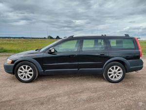 Melns Volvo XC70 2006 Marijampole, ar dzinēja tilpumu 2.40 L un nobraukumu 330 tūkst. km par 4500 €, foto 7 vietnē AUTOMOTO.COM.LV