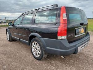 Melns Volvo XC70 2006 Marijampole, ar dzinēja tilpumu 2.40 L un nobraukumu 330 tūkst. km par 4500 €, foto 8 vietnē AUTOMOTO.COM.LV