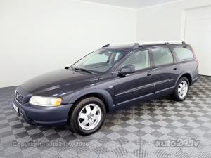 Black Volvo XC70 2006 in Tallinn, with an engine capacity of 2.40 L and mileage of 363 thousand km for 2299 €, photo 3 on AUTOMOTO.COM.LV