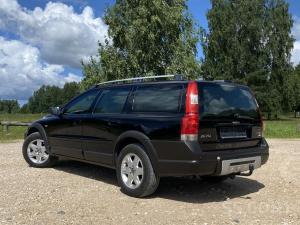 Black Volvo XC70 2006 in Riga, with an engine capacity of 2.40 L and mileage of 340 thousand km for 4390 €, photo 12 on AUTOMOTO.COM.LV