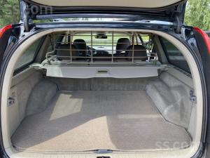 Black Volvo XC70 2006 in Riga, with an engine capacity of 2.40 L and mileage of 340 thousand km for 4390 €, photo 13 on AUTOMOTO.COM.LV